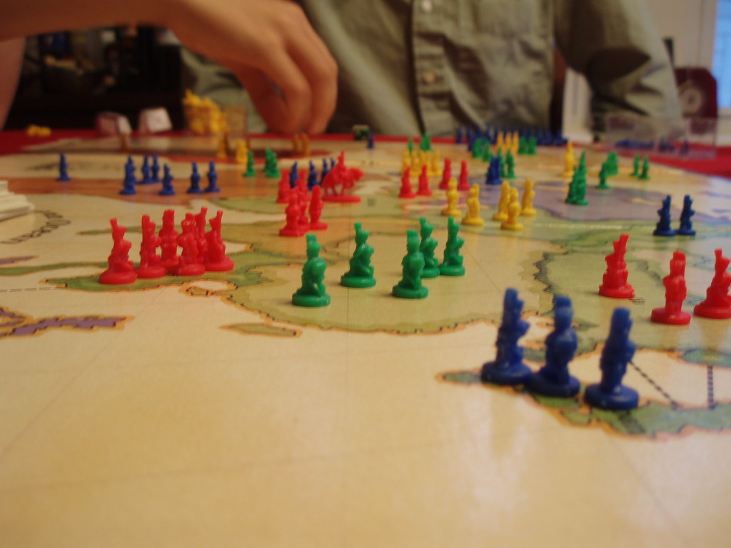 La Guerra Hoy [War Today] – Alex Garcia Topete